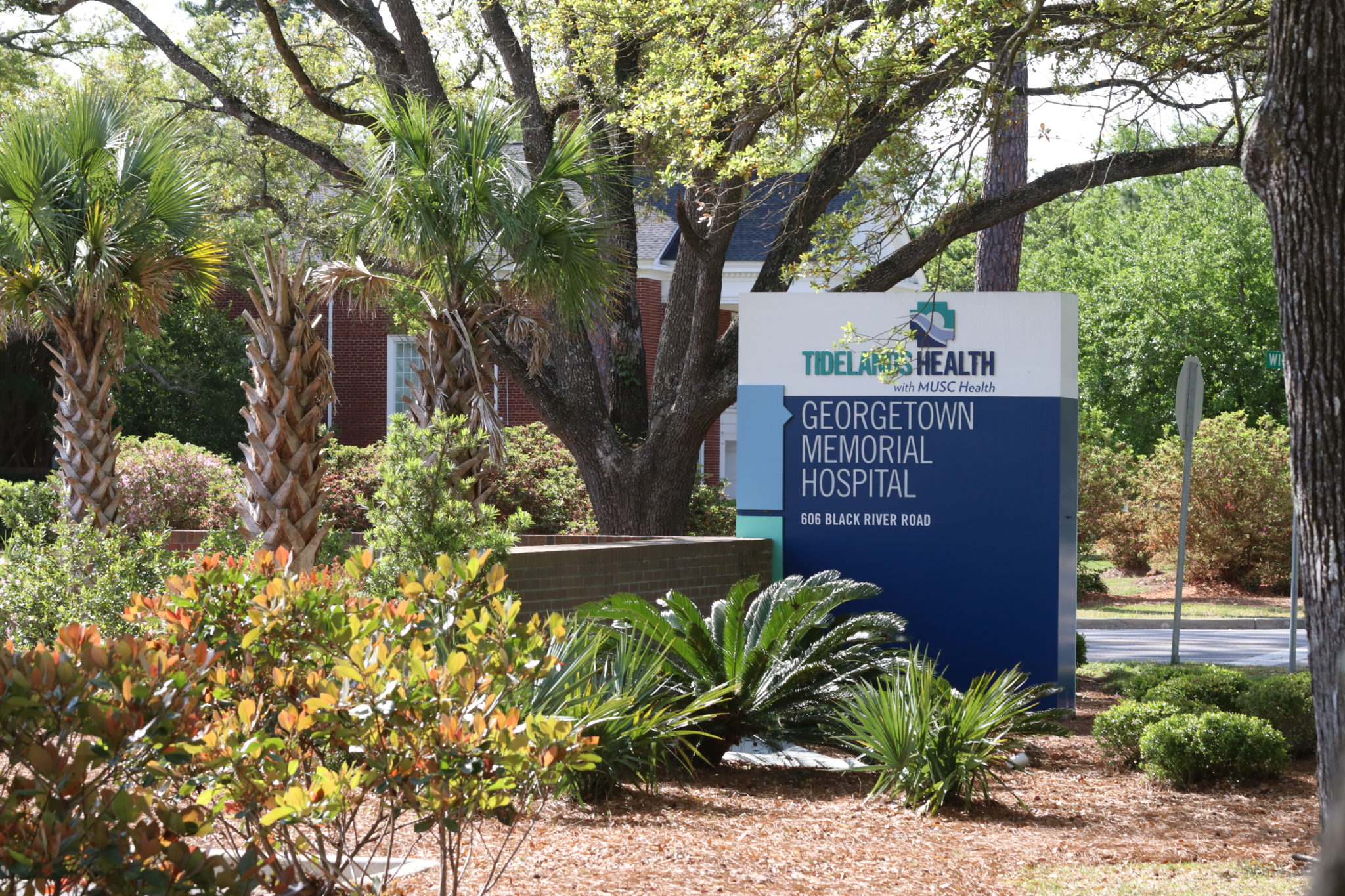 Georgetown Memorial Hospital - Tidelands Health - C.L. Benton & Sons